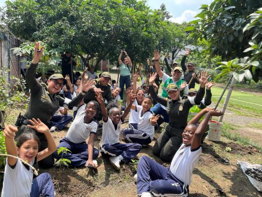 'Sembrando identidad y valores' en la COP 16 | Policía Nacional de Colombia